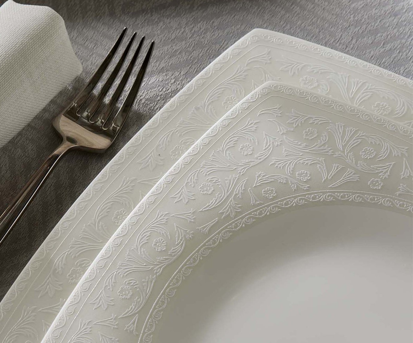 Karaca Fine Pearl Roma Servis Tabağı